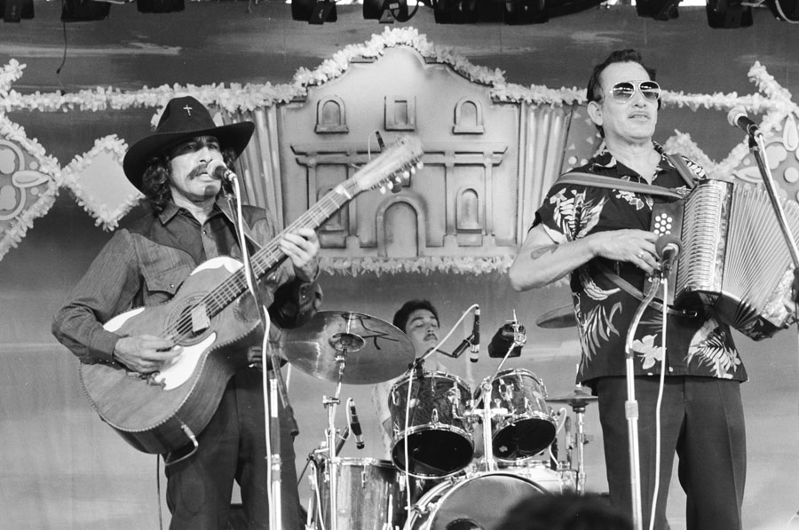 Flaco Jimenez Photo Gallery - The Arhoolie Foundation